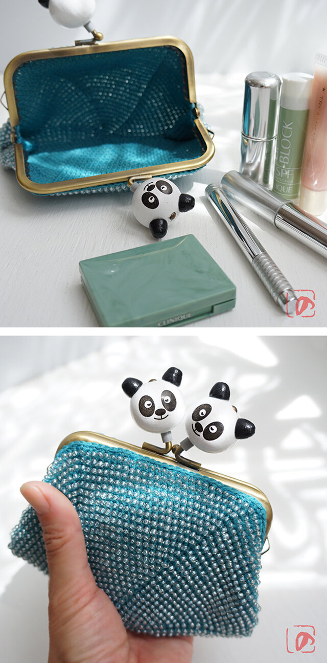 ばあば作 ♬ 仲良しパンダのビーズがま口（みずいろ・1528） | iichi 日々の暮らしを心地よくするハンドメイドやアンティークのマーケットプレイス