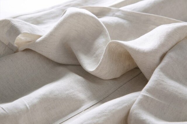 ふわり、ひらり、美しいドレープを描く美形スカート コットンリネンスカート ロングスカート 生成色 210807-4 | iichi 日々の暮らしを心地よくするハンドメイドやアンティークの ...