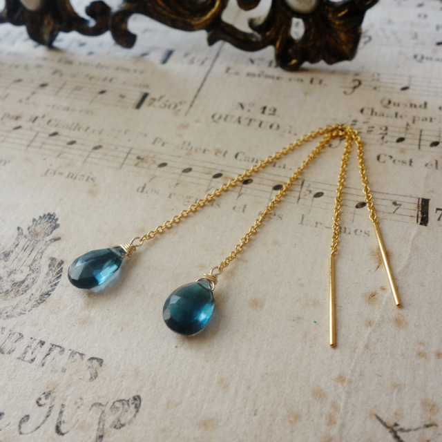 No.332*14kgfロンドンブルートパーズの一粒アメリカンピアス | iichi ハンドメイド・クラフト作品・手仕事品の通販