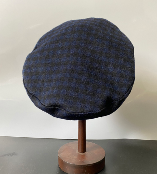暖かく リンゴベレー☆チェック調節可能なベレー帽 ☆ウール混紡 ☆ぼうし beret | iichi ハンドメイド・クラフト作品・手仕事品の通販