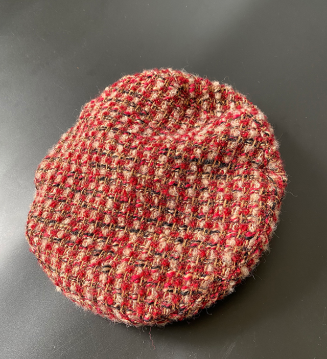 赤 リンゴベレー☆チェック調節可能なベレー帽 ☆ウール混紡 ☆ぼうし beret | iichi ハンドメイド・クラフト作品・手仕事品の通販