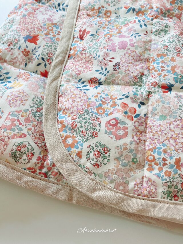 Liberty patchwork stories リバーシブル• ダウン ラップオーバースカート（大人） | iichi ハンドメイド・クラフト作品・手仕事品の通販