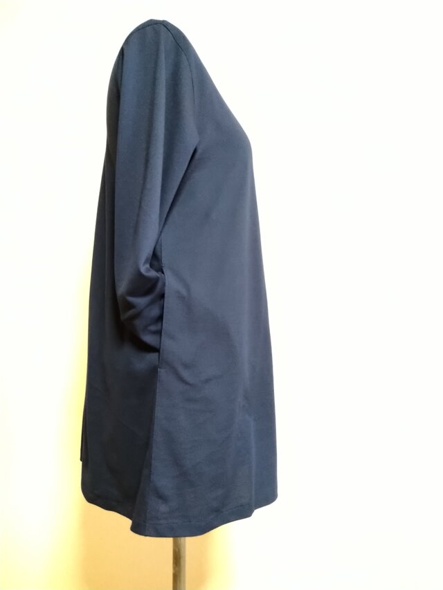 ソフトネイビーのシンプルチュニック。NPO-14 | iichi ハンドメイド・クラフト作品・手仕事品の通販