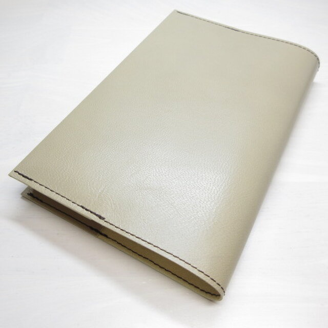ハヤカワ文庫トールサイズ対応・ベージュ・ゴートスキン・一枚革のブックカバー・0593 | iichi ハンドメイド・クラフト作品・手仕事品の通販