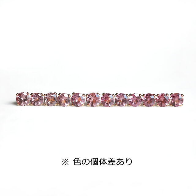 マラヤガーネットの4mmスタッドピアス ～Marlene | iichi ハンドメイド・クラフト作品・手仕事品の通販