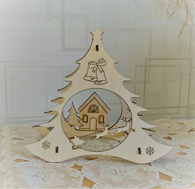 木製クリスマスツリー イルミネーションランプ付き | iichi 日々 木製クリスマスツリー イルミネーションランプ付き | iichi 日々