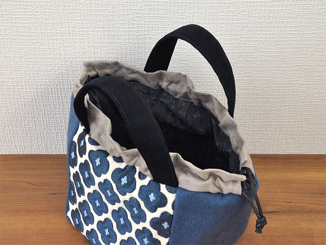 キューブ型巾着バッグ フランス生地＆カシミヤ | iichi ハンドメイド・クラフト作品・手仕事品の通販