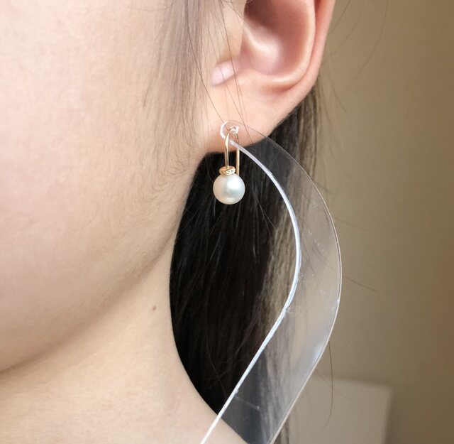 あこや真珠 K18ピアス cr | iichi ハンドメイド・クラフト作品・手仕事品の通販