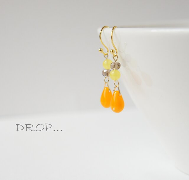 d95-48【マリーゴールド】しずくドロップのブラウンコーデピアス (パーツ変更可能) | iichi 日々の暮らしを心地よくするハンドメイドやアンティークのマーケットプレイス