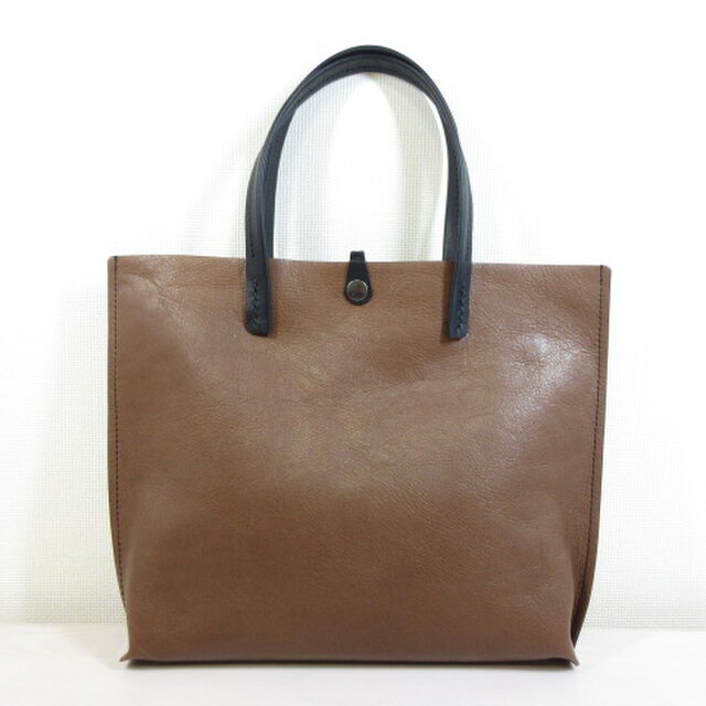 《牛革》一枚革のフラットミニトート・ダークブラウン・タンニンレザー・0173 | iichi ハンドメイド・クラフト作品・手仕事品の通販