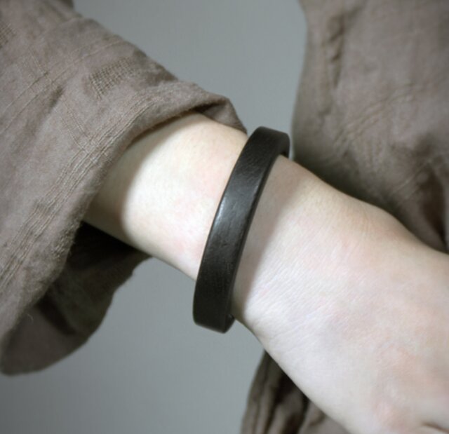 ＜受注制作＞黒檀のバングル メンズ レディース シンプル 0098 | iichi ハンドメイド・クラフト作品・手仕事品の通販