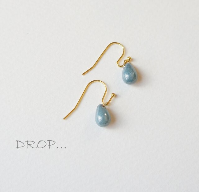 d90-G37【わすれなぐさ】しずくドロップのシンプルピアス(パーツ変更可能) | iichi 日々の暮らしを心地よくするハンドメイドやアンティークのマーケットプレイス