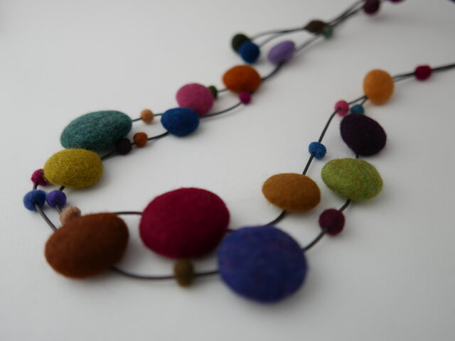 Two steps_W01 | iichi 日々の暮らしを心地よくするハンドメイドやアンティークのマーケットプレイス