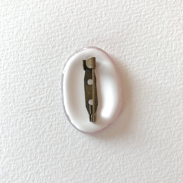 うさぎのガラスのブローチ g | iichi ハンドメイド・クラフト作品・手仕事品の通販