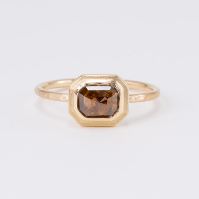 Burgundy Red Square Diamond Ripple Ring | iichi ハンドメイド・クラフト作品・手仕事品の通販