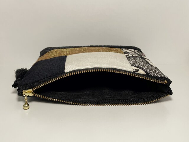 パッチワークのポーチ/16cmファスナー/インテリア生地×着物生地（P16-06） | iichi ハンドメイド・クラフト作品・手仕事品の通販