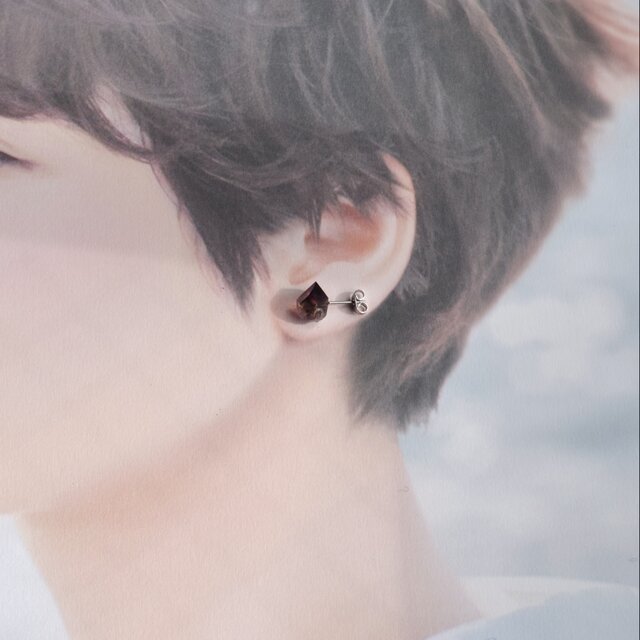 【一点もの】 アメジスト 鉱物原石ピアス アレルギー対応 天然石 (No.2047) | iichi ハンドメイド・クラフト作品・手仕事品の通販