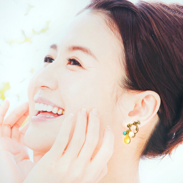 ストライプドロップ3色イヤリング＊MOP | iichi 日々の暮らしを心地よくするハンドメイドやアンティークのマーケットプレイス