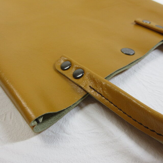 《牛革》ちょい持ちミニトート♪オレンジブラウン・ワンレザー仕上げ・0262 | iichi ハンドメイド・クラフト作品・手仕事品の通販