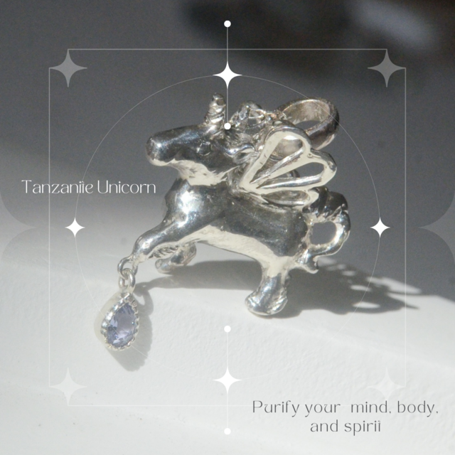 受注制作 Tanzanite Unicorn | iichi ハンドメイド・クラフト作品・手仕事品の通販