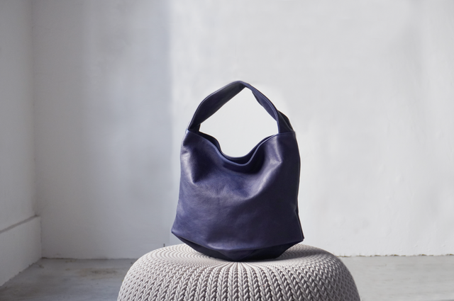 HITSUJI-BLUE・LUA(LA003) | iichi 日々の暮らしを心地よくするハンドメイドやアンティークのマーケットプレイス