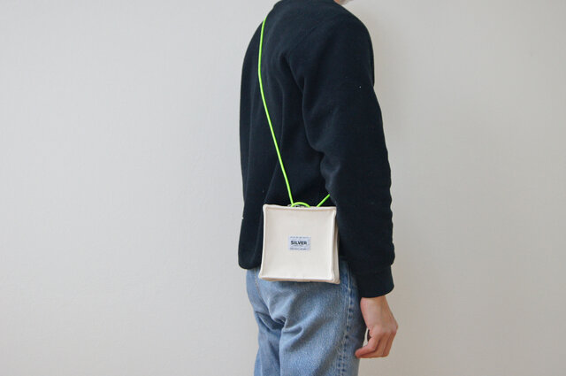 RADIO | iichi ハンドメイド・クラフト作品・手仕事品の通販