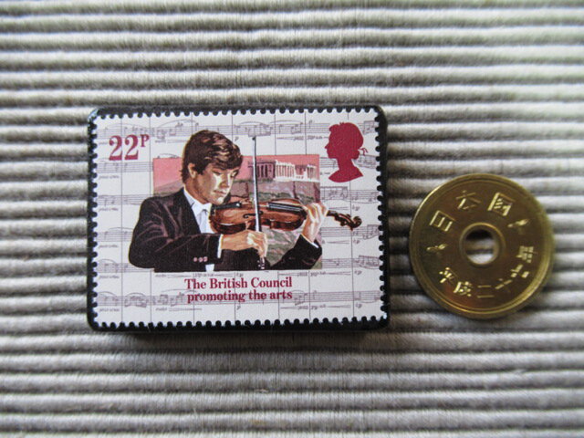 イギリス 切手ブローチ 7870 | iichi ハンドメイド・クラフト作品・手仕事品の通販