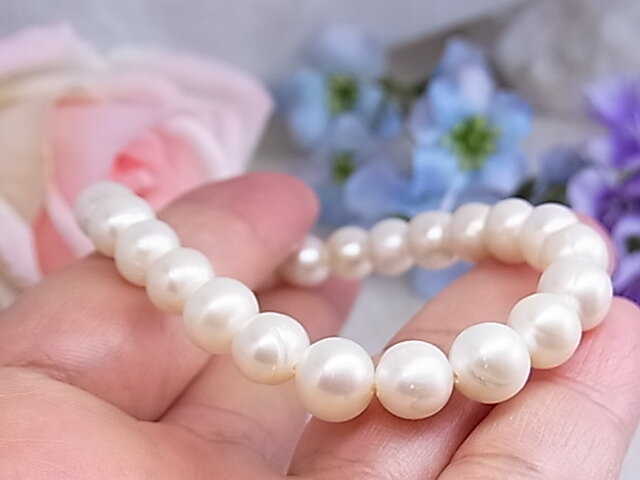 【今月のお得品】パール♡縞あり 淡水真珠 楽ちんゴムブレスレット 普段使い 上品 輝き 美しい 艶やか フォーマル G29 | iichi ハンドメイド・クラフト作品・手仕事品の通販