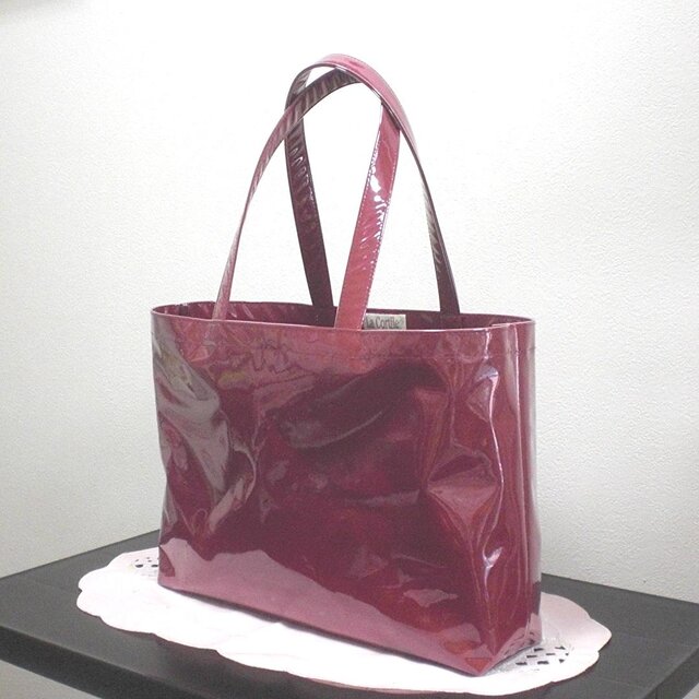 BagビニールA4Long／深赤 | iichi ハンドメイド・クラフト作品・手仕事品の通販