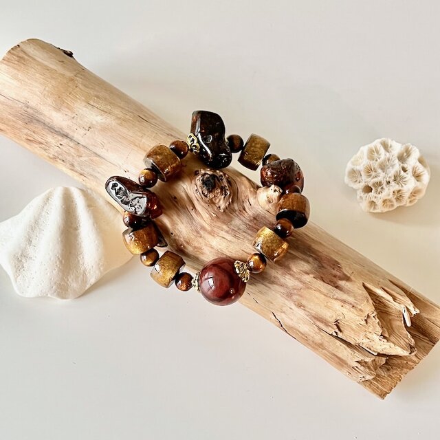 アンバー＊黒珊瑚＊アラシャンアゲート：海賊船の宝物＊SEASONS | iichi ハンドメイド・クラフト作品・手仕事品の通販