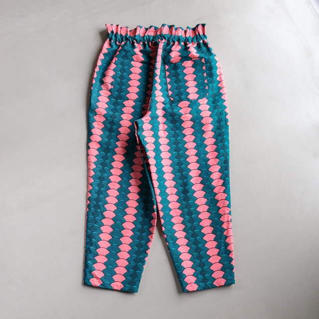 アフリカンワックスプリント バルーンパンツ Pinki | iichi ハンドメイド・クラフト作品・手仕事品の通販