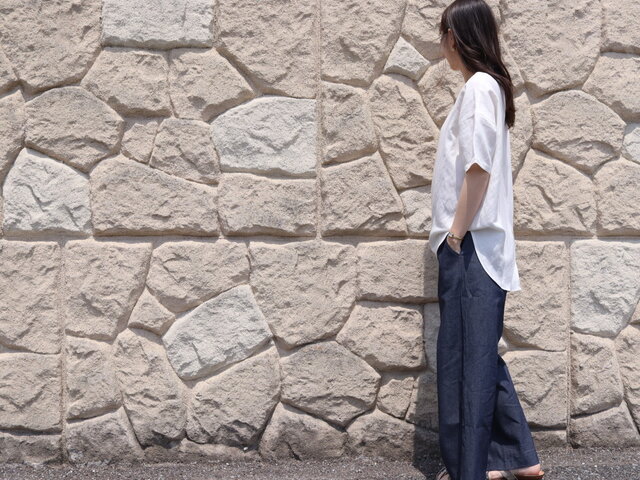 『スリット入りロングテール』トップス・半袖 ホワイト No.226 | iichi ハンドメイド・クラフト作品・手仕事品の通販