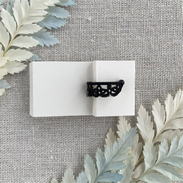 antique lace ear cuffs | tatting lace | iichi ハンドメイド・クラフト作品・手仕事品の通販