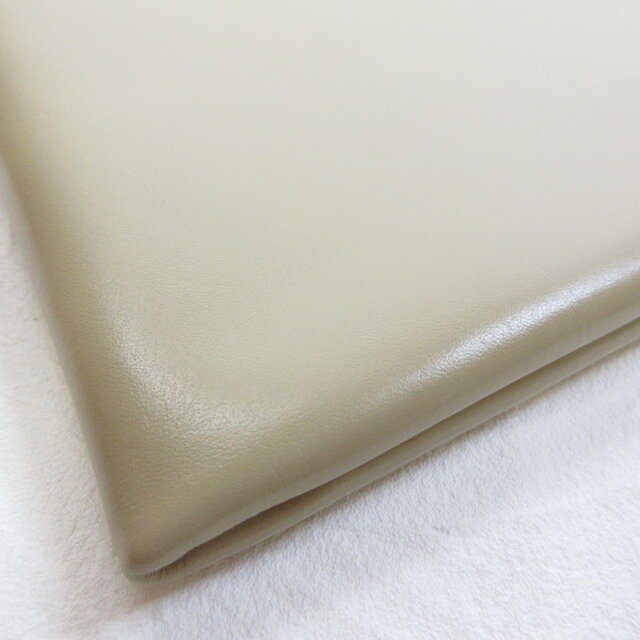 《牛革》ちょい持ちミニトート♪「スクエアタイプ」スムース・カフェオレ・0296 | iichi ハンドメイド・クラフト作品・手仕事品の通販