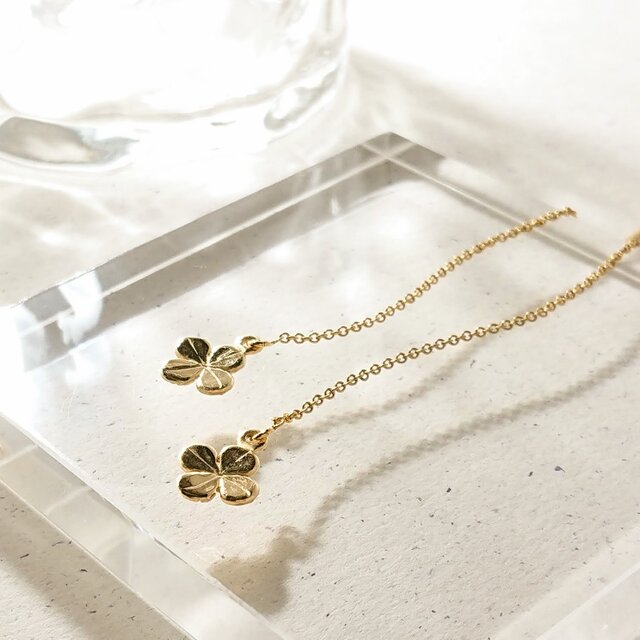 K14GF Four Leaf Clover Threader Earrings K18GP | iichi ハンドメイド・クラフト作品・手仕事品の通販