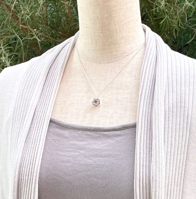 SV ロータスペンダント（アメジスト）1887 | iichi ハンドメイド・クラフト作品・手仕事品の通販