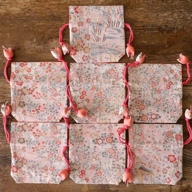 着物 巾着 めでた尽くし 幸せを呼ぶFUGURO | iichi ハンドメイド・クラフト作品・手仕事品の通販