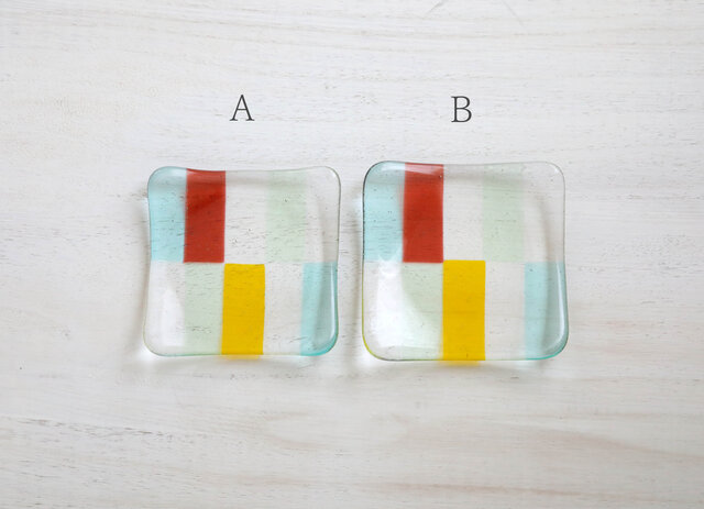 ガラスの小皿 マルチクリアカラーの石畳 | iichi ハンドメイド・クラフト作品・手仕事品の通販