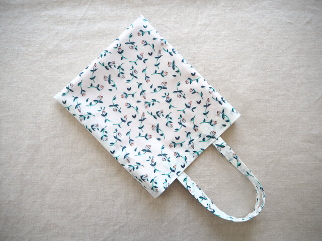 ラミネートミニバッグ 「Floating Flora」ピンク | iichi ハンドメイド・クラフト作品・手仕事品の通販