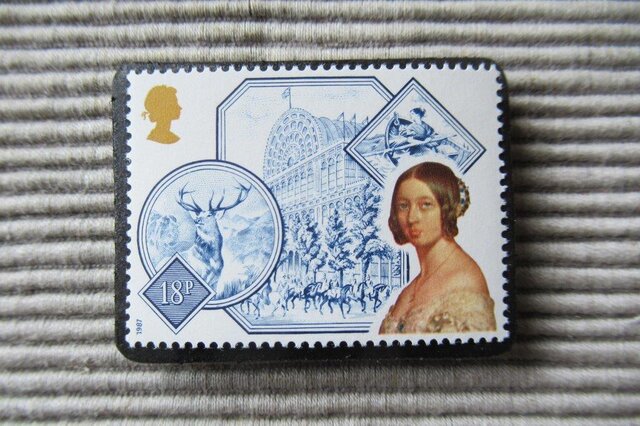 イギリス1987年 切手ブローチ 8040 | iichi ハンドメイド・クラフト作品・手仕事品の通販