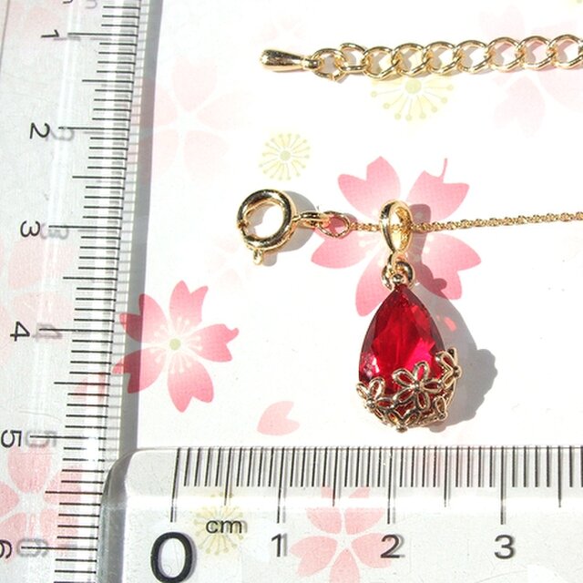 ☆送料無料☆レッドCZ花雫超極細ネックレス（K16GP | iichi ハンドメイド・クラフト作品・手仕事品の通販