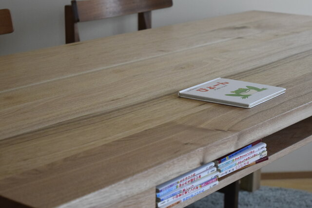 クルミ（胡桃） 棚付きダイニングテーブル W160 | iichi ハンドメイド・クラフト作品・手仕事品の通販