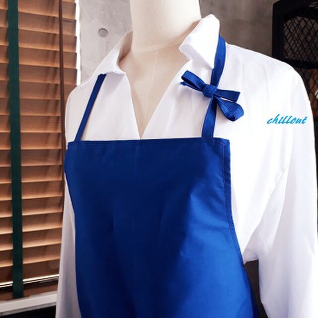 【バリスタ】カフェエプロン：ブルーハワイ【0362】 | iichi 日々の暮らしを心地よくするハンドメイドやアンティークのマーケットプレイス