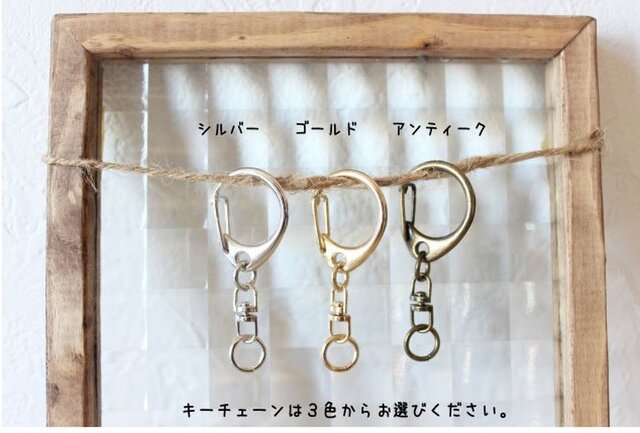 入園・出産祝 記念品に♥お名前入り＊ミニキーホルダー GoGoバス＊ | iichi 日々の暮らしを心地よくするハンドメイドやアンティークのマーケットプレイス