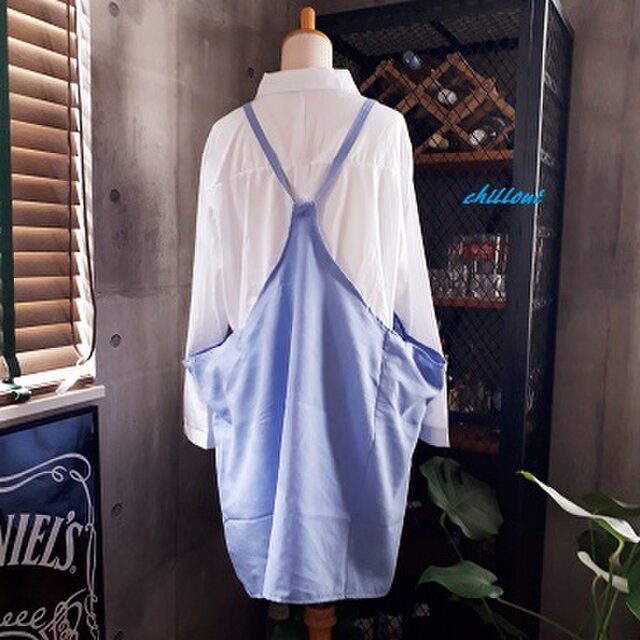 【背中がかわいい】エプロンドレス：ソーダ【0367】 | iichi ハンドメイド・クラフト作品・手仕事品の通販