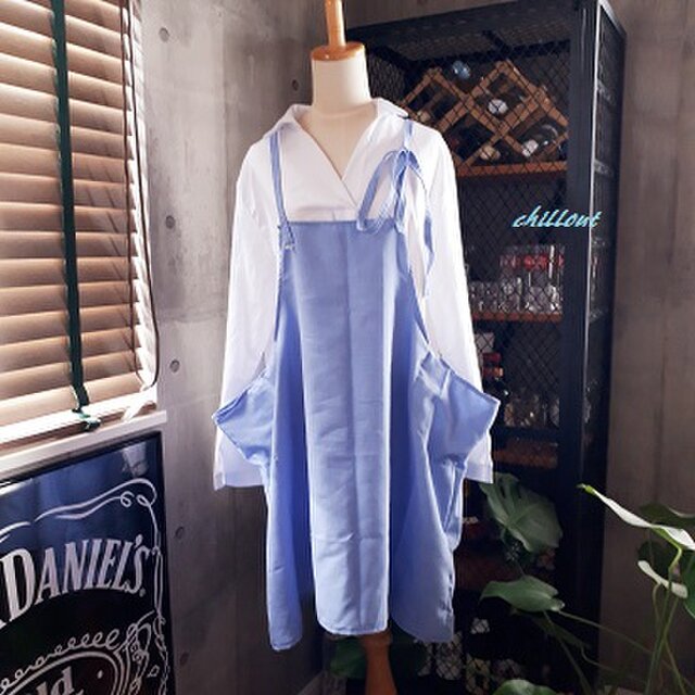 【背中がかわいい】エプロンドレス：ソーダ【0370】 | iichi ハンドメイド・クラフト作品・手仕事品の通販