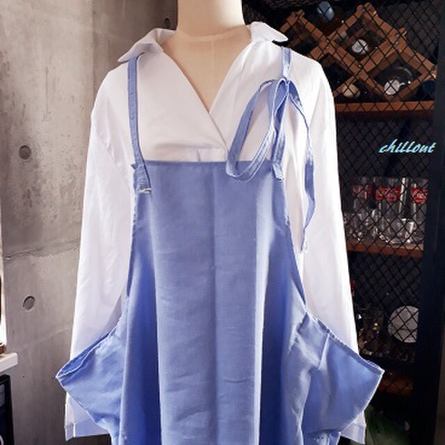【背中がかわいい】エプロンドレス：ソーダ【0370】 | iichi ハンドメイド・クラフト作品・手仕事品の通販