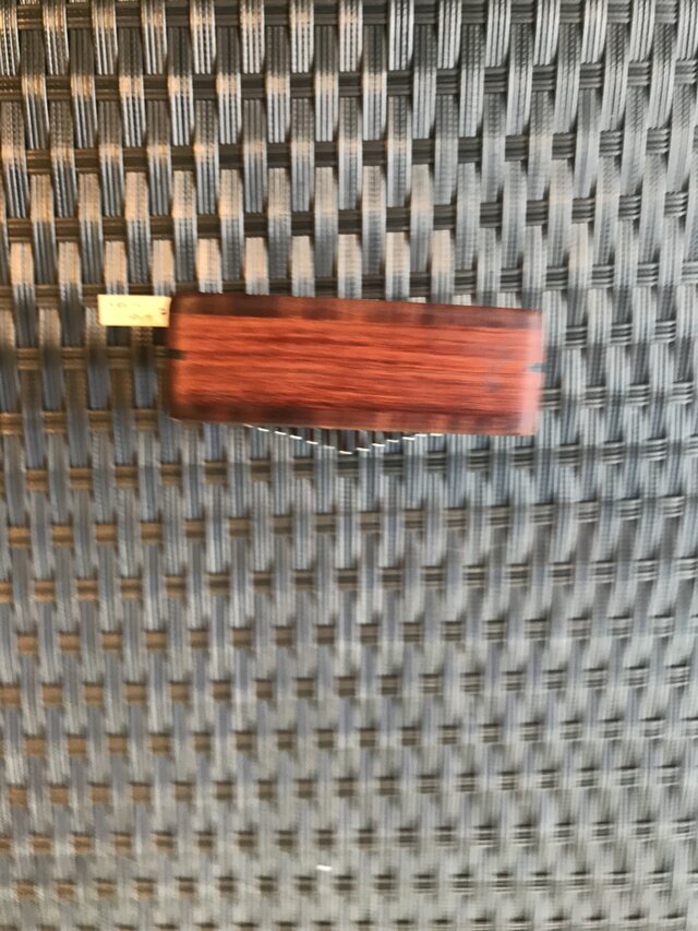 極小カリンバ 17keys パーロッサ | iichi 日々の暮らしを心地よくするハンドメイドやアンティークのマーケットプレイス