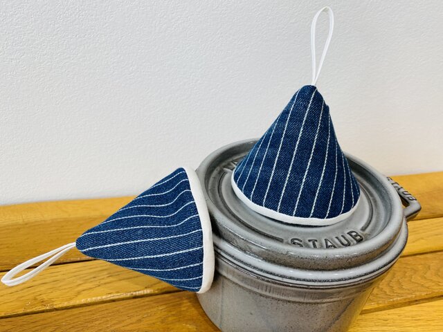 2個セット★三角鍋つかみ★staub ミトン 和柄 鍋つかみ ストウブ 昭和レトロ | iichi ハンドメイド・クラフト作品・手仕事品の通販