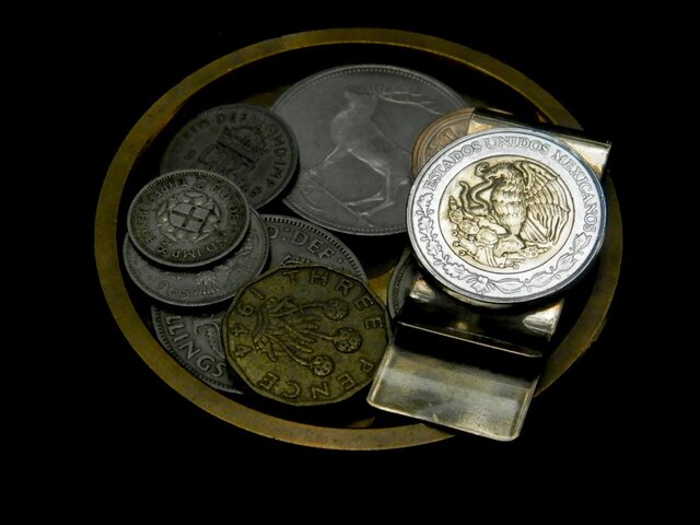 ＃M17 Mexico Coin Money Clip | iichi 日々の暮らしを心地よくするハンドメイドやアンティークのマーケットプレイス